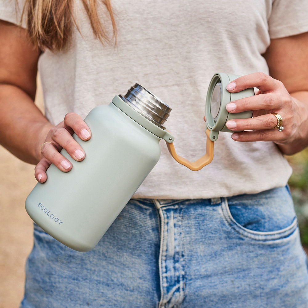 Ecology Esse Insulated Water Bottle 1L Sage | Kitchenware Australia