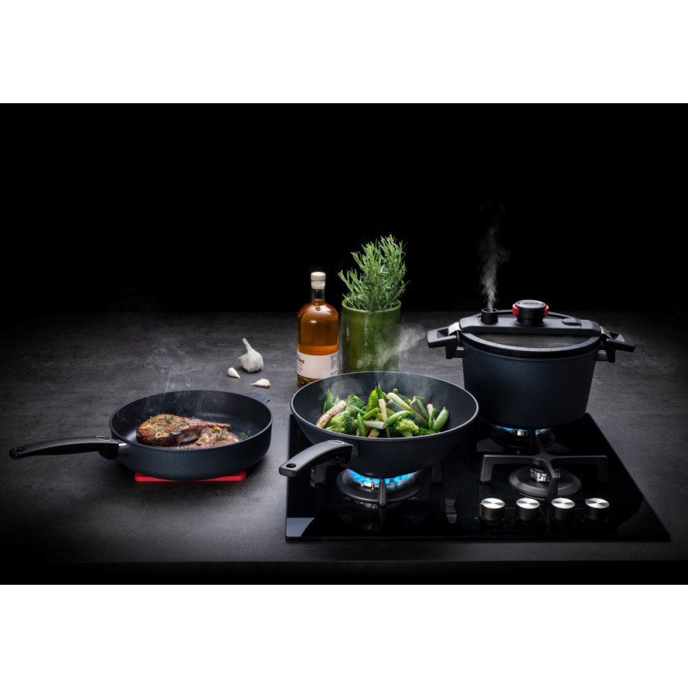 Woll Diamond Lite Fix Handle Square Grill Pan 28cm | Kitchenware Australia